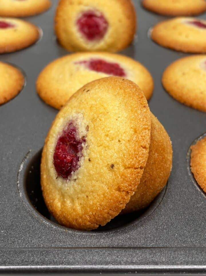 Raspberry Financiers (6 Ingredients) – Baking Like a Chef