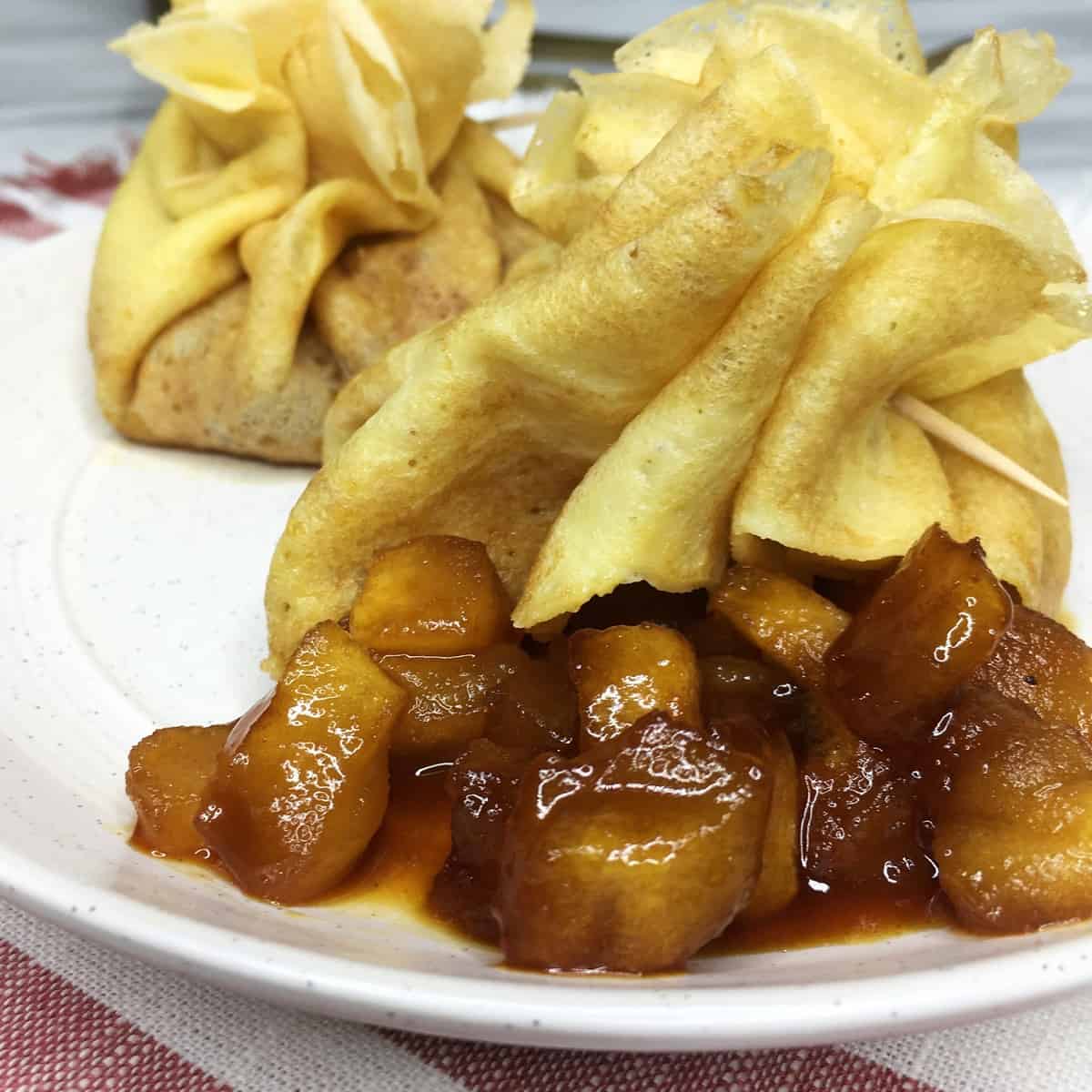 Beggar’s Purses Recipe (Aumônière de Crêpes) – Baking Like a Chef