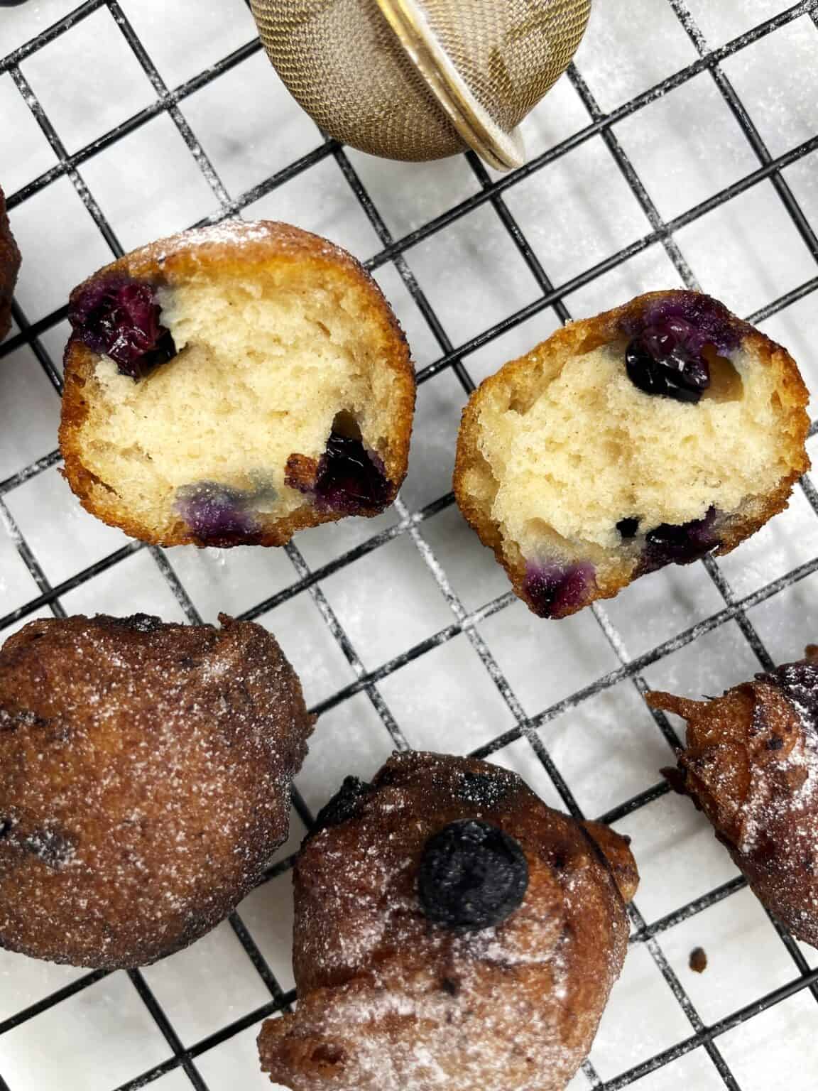 Blueberry Fritters (Beignets aux Myrtille) – Baking Like a Chef
