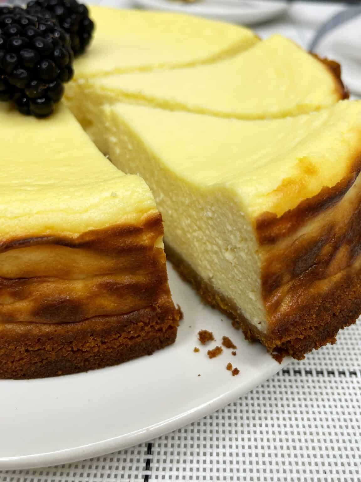 Easy Cottage Cheese Cheesecake – Baking Like a Chef