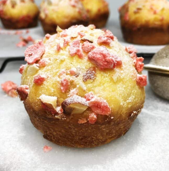 French Mini Brioche Rolls Recipe – Baking Like a Chef