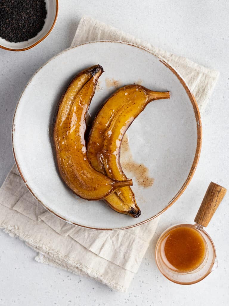 4-Ingredient Pan Fried Bananas Dessert – Baking Like a Chef