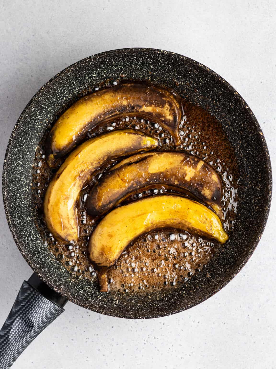 4-Ingredient Pan Fried Bananas Dessert – Baking Like a Chef