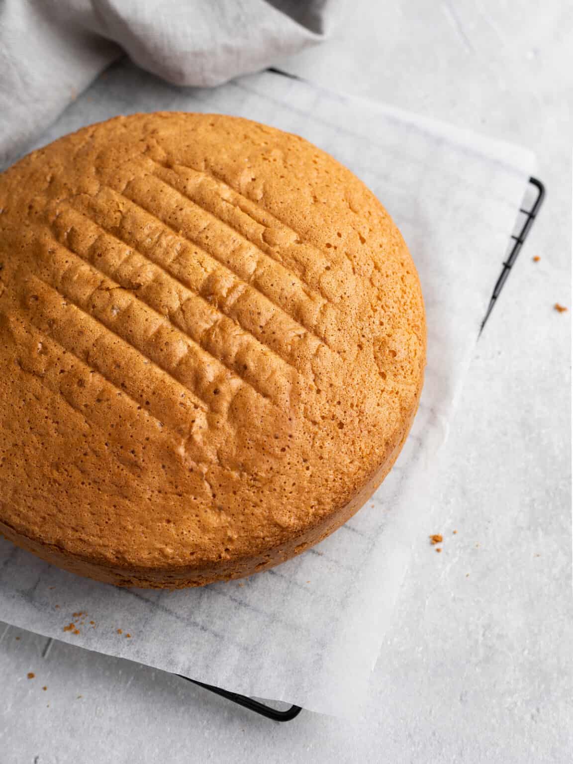 4-ingredient Genoise Sponge Cake – Baking Like a Chef