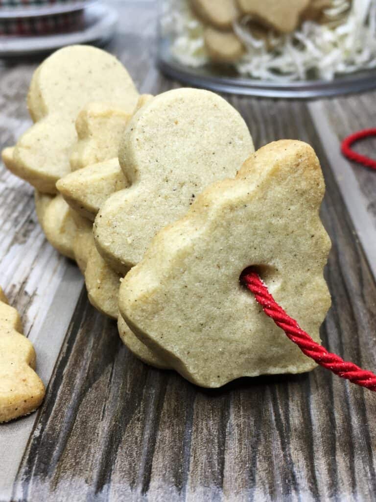 Christmas Cookie Ornaments Recipe – Baking Like a Chef