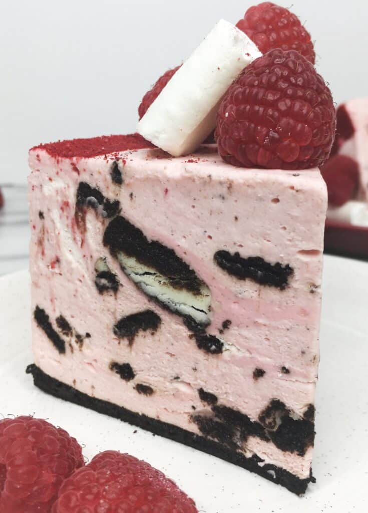 Raspberry Oreo Cheesecake – Baking Like a Chef