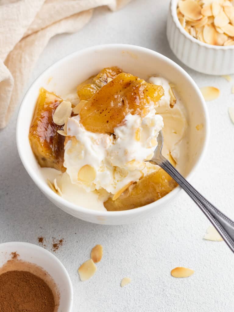 10-Minute Caramelized Bananas (Easy Recipe) – Baking Like a Chef