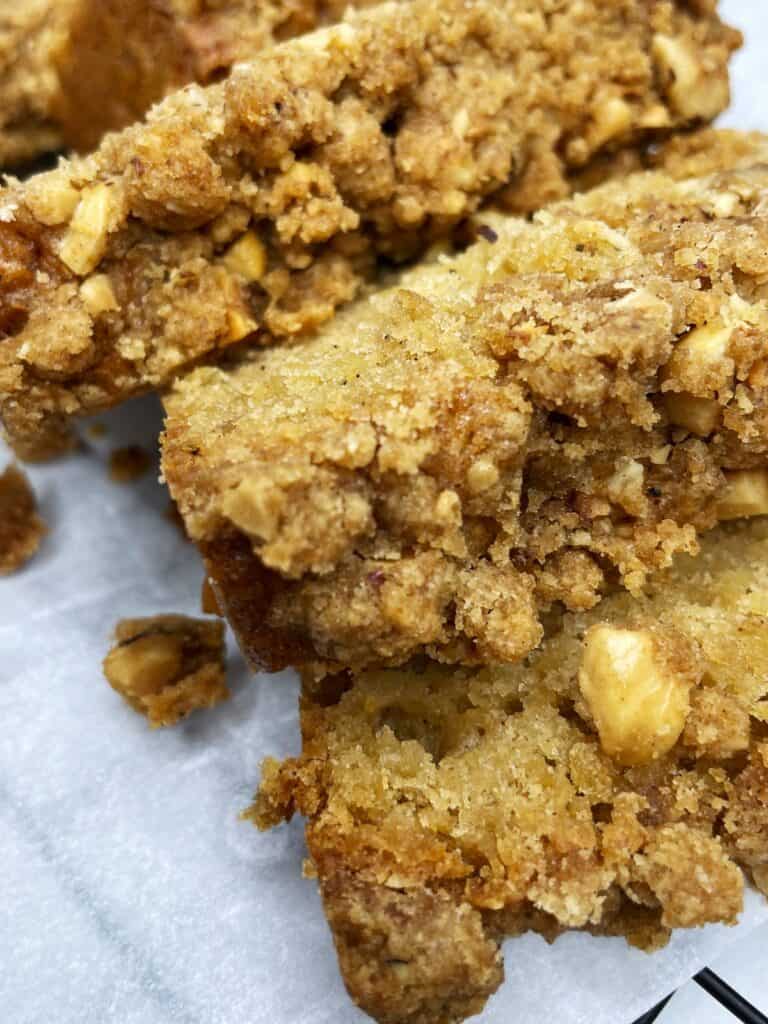 Apple Crumble Bread – Baking Like a Chef