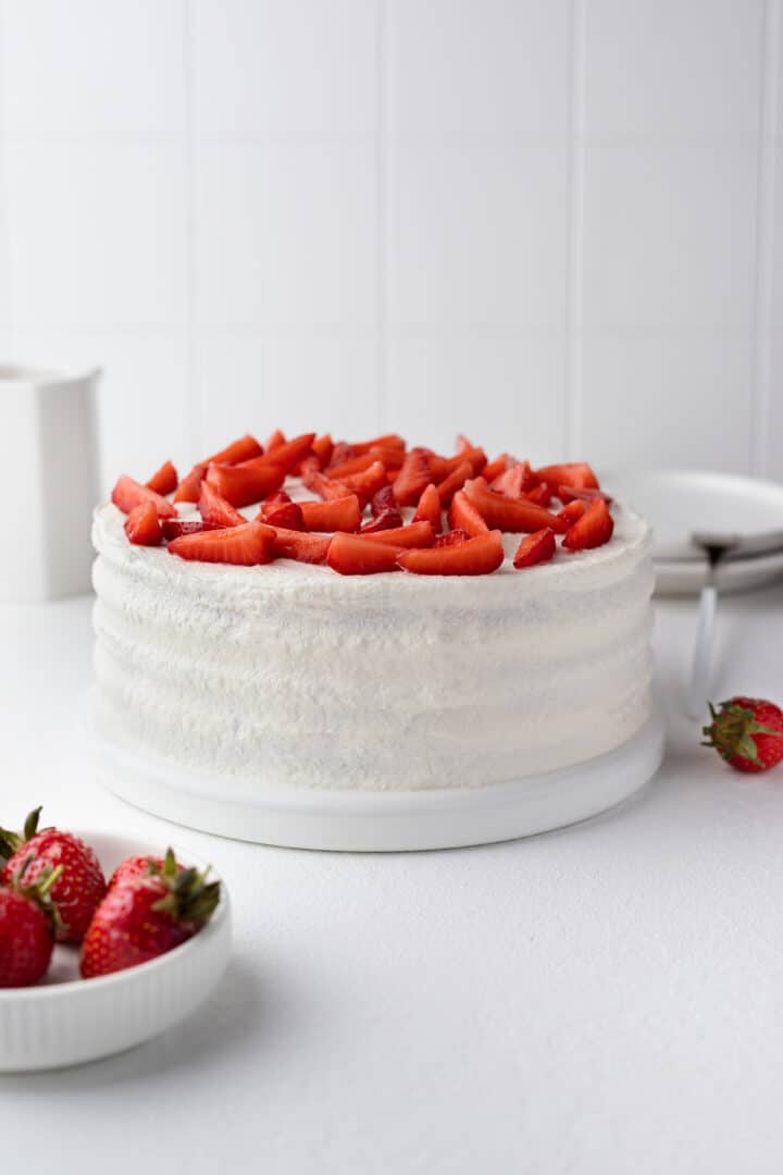 Strawberry Chantilly Cake – Baking Like a Chef