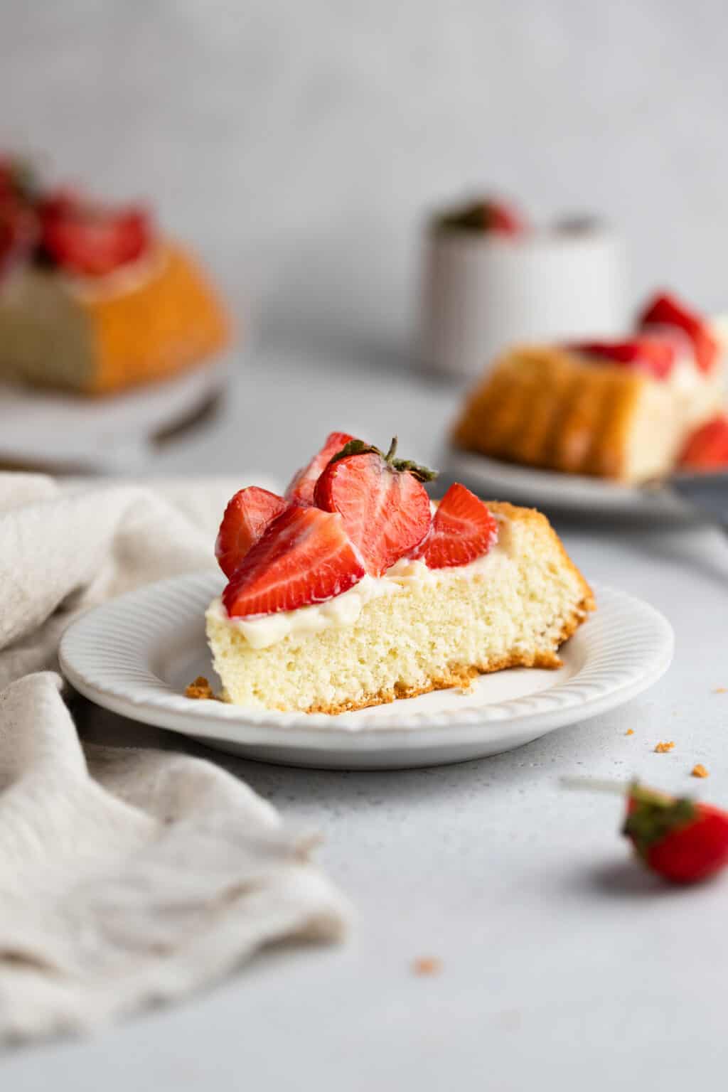 Erdbeerboden (German Strawberry cake) – Baking Like a Chef