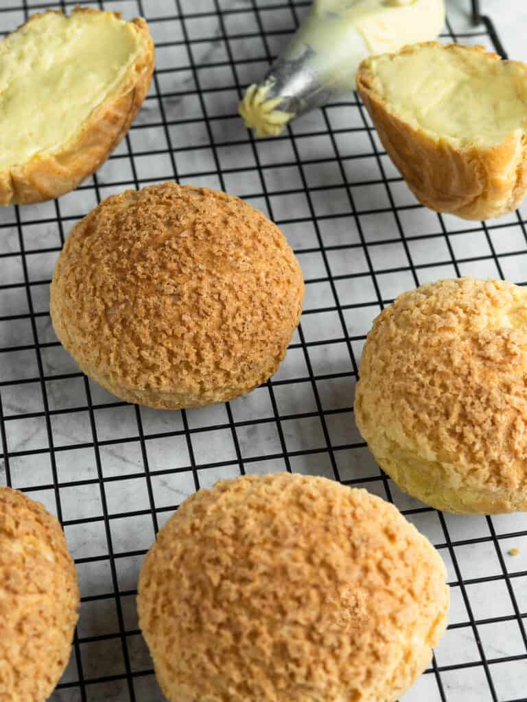 Choux au Craquelin (Foolpoof Recipe) – Baking Like a Chef