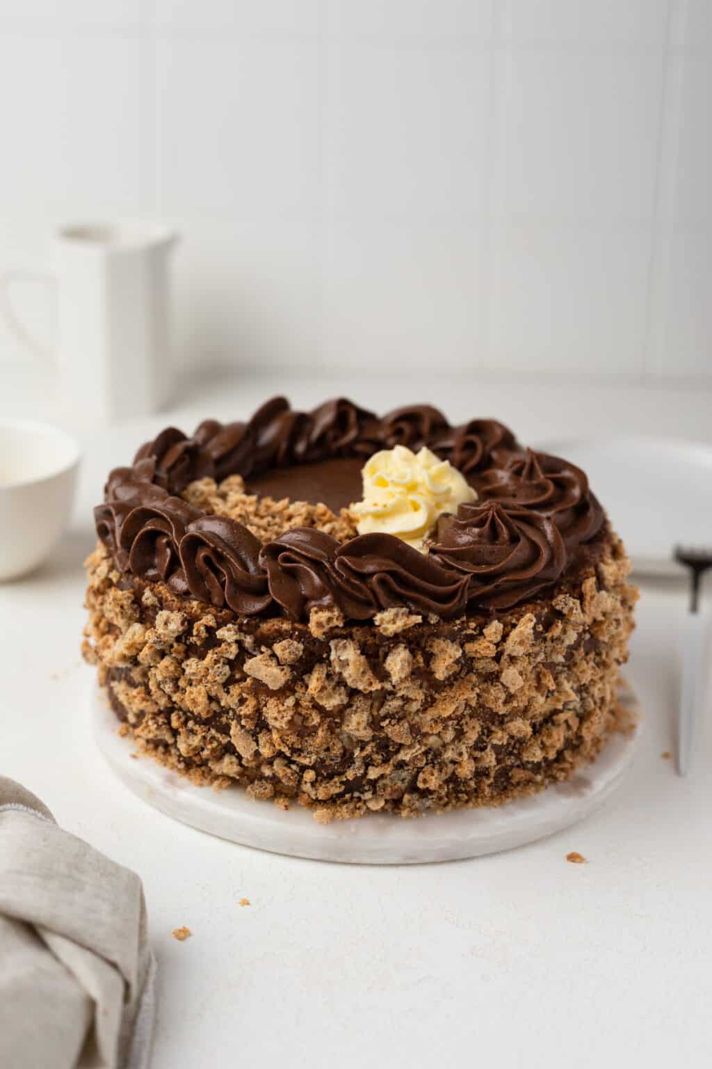 Kiev Cake (Classic Ukrainian Cake) – Baking Like a Chef