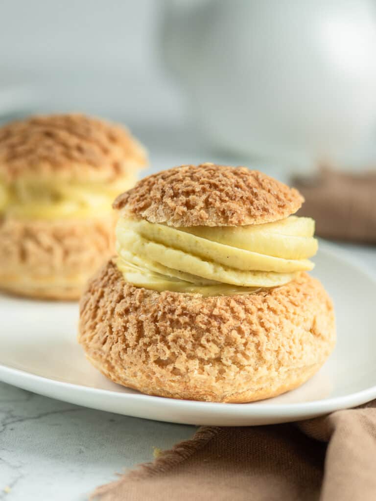 Choux au Craquelin (Foolpoof Recipe) – Baking Like a Chef