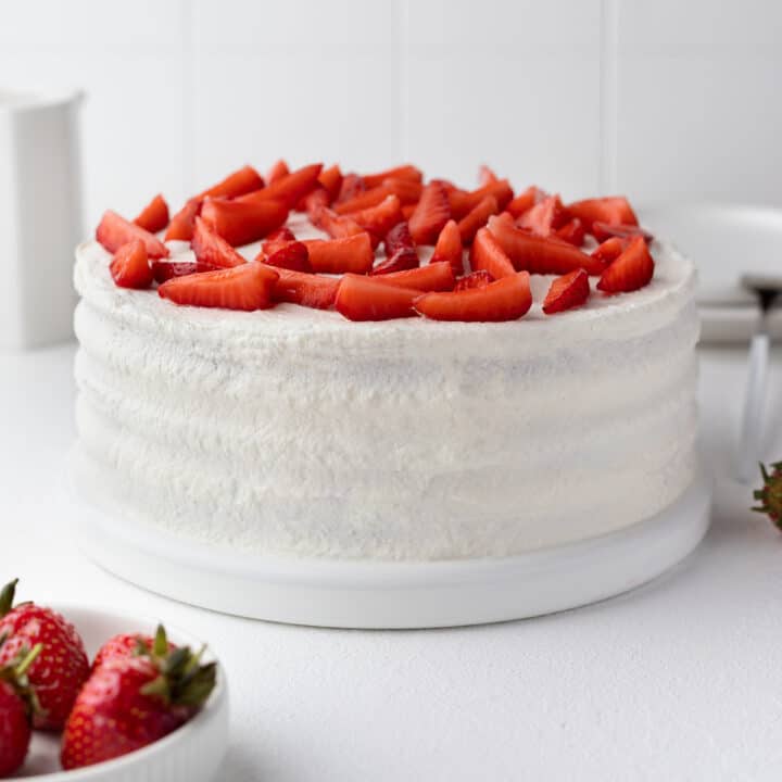 French Chantilly Cream (Crème Chantilly) – Baking Like a Chef